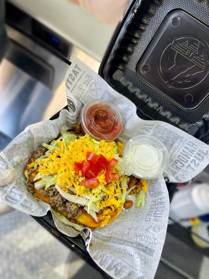 CURBSIDE CRAVINGS - Updated April 2025 - 10 Photos - 2302 SW G Ave ...