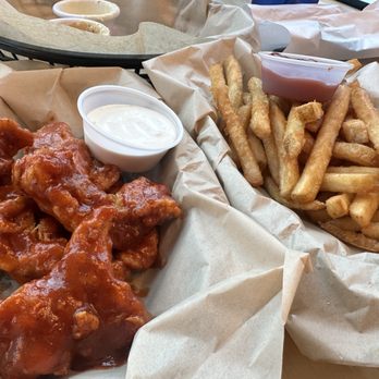 MUDHOOK - Updated December 2025 - 26 Photos & 23 Reviews - 305 W FM ...