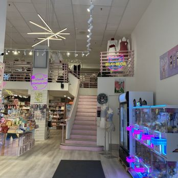 FUN PARK - Updated February 2025 - 95 Photos & 44 Reviews - 2441 Durant ...