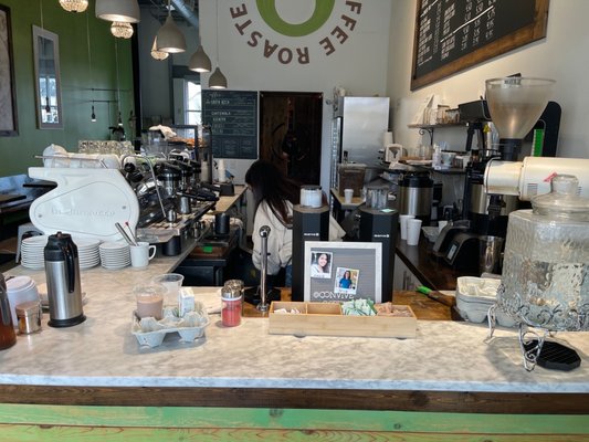CONVIVE COFFEE ROASTERY - Updated October 2025 - 115 Photos & 105 Reviews - 751 Providence Blvd ...
