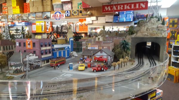 TRAIN SHACK - 86 Photos & 96 Reviews - 1030 N Hollywood Way, Burbank ...