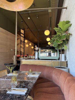 GIA - Updated October 2024 - 80 Photos & 28 Reviews - 1214 Dundas ...