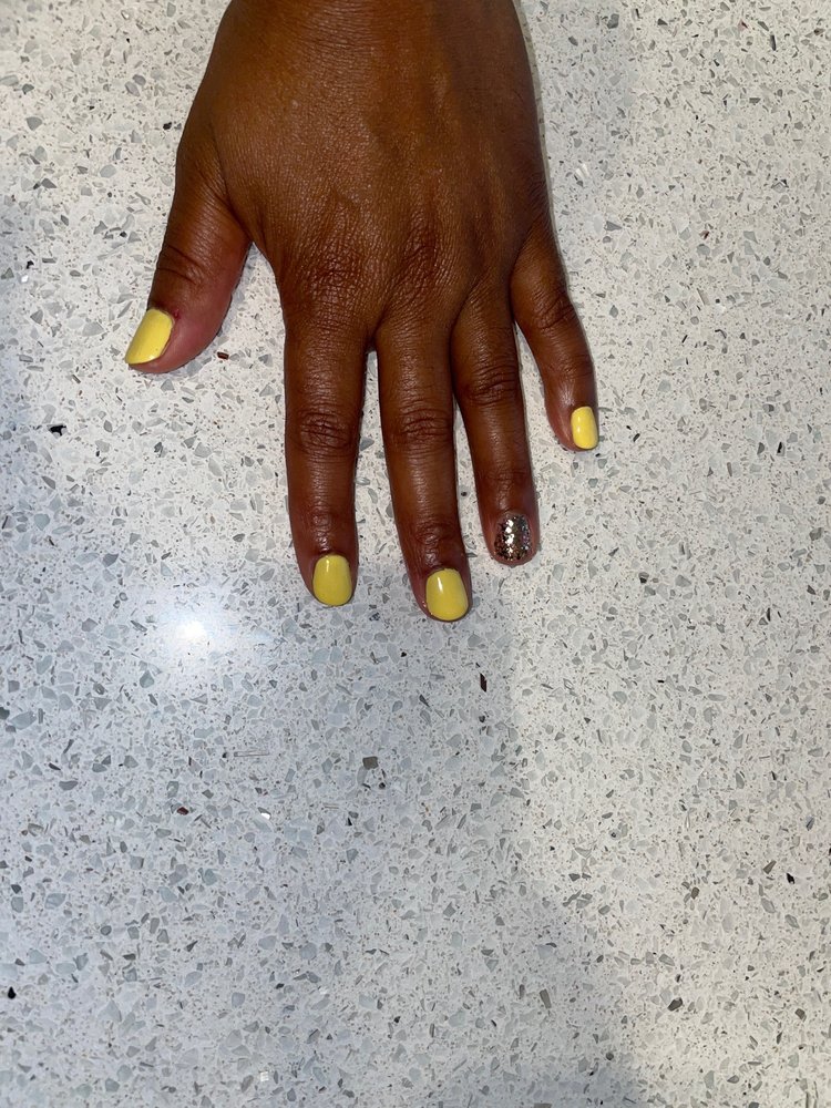 RED 6 NAILS - 190 Photos & 99 Reviews - 3510 Milwaukee Ave, Northbrook ...