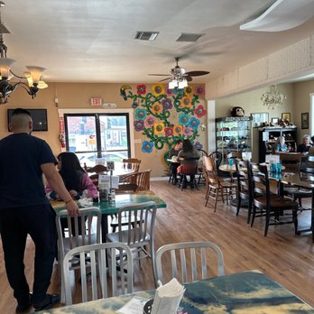 MONKEY BUSINESS CAFE - 1905 Photos & 1672 Reviews - 301 E Amerige Ave ...