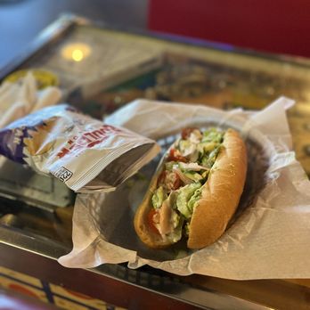 FLIPPERS TAVERN - Updated January 2026 - 213 Photos & 181 Reviews ...