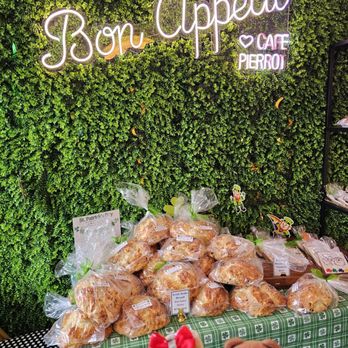 CAFE PIERROT - Updated December 2025 - 173 Photos & 192 Reviews - 19 ...