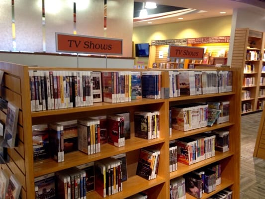 SOUTH NORFOLK MEMORIAL LIBRARY - Updated December 2025 - 20 Photos ...