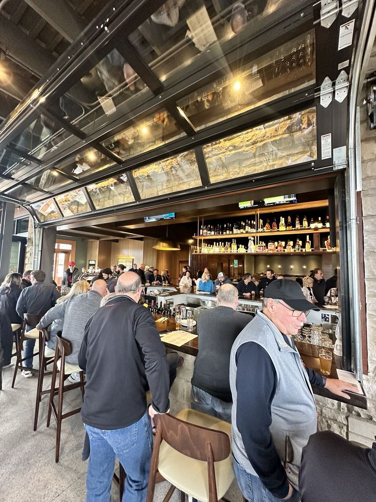 SHAWNEE STATION TAPROOM - Updated August 2025 - 48 Photos & 57 Reviews ...
