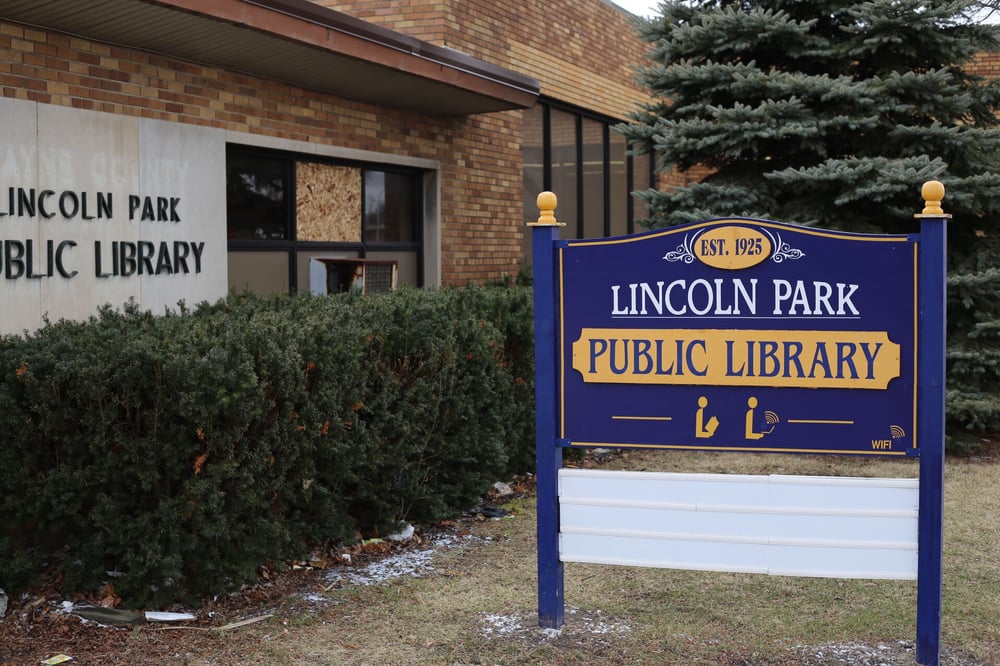 LINCOLN PARK PUBLIC LIBRARY - Updated October 2025 - 11 Photos - 1381 ...