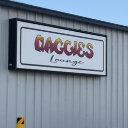 MAGGIES LOUNGE - Updated October 2025 - 40 Photos & 14 Reviews - 100 N Plaza Dr, Apache Junction ...