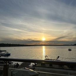 WATER’S TABLE - Updated October 2025 - 1178 Photos & 744 Reviews - 1053 ...