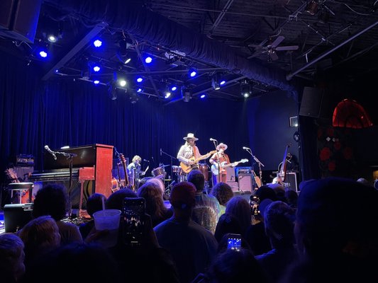 FÊTE MUSIC HALL - Updated October 2025 - 60 Photos & 100 Reviews - 103 ...