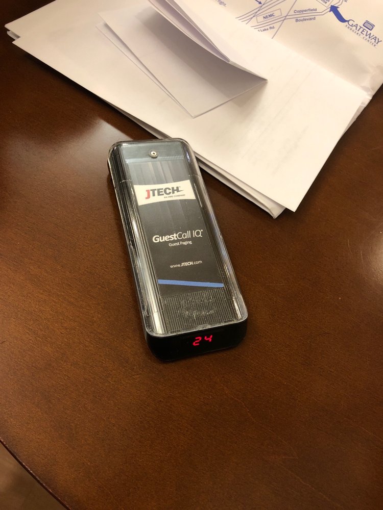 GATEWAY SURGERY CENTER - 28 Photos & 10 Reviews - 1025 NE Gateway Ct ...