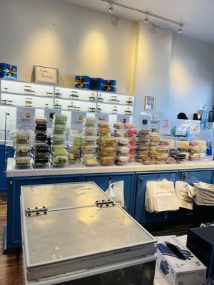 CAKE BAR - Updated December 2025 - 1096 Photos & 1035 Reviews - 2629 N ...