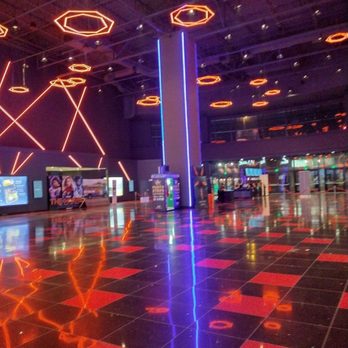 REGAL EDWARDS HOUSTON MARQ’E - Updated November 2024 - 368 Photos & 407 ...