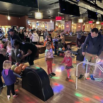 COLONIAL BOWLING & ENTERTAINMENT - Updated January 2026 - 55 Photos ...