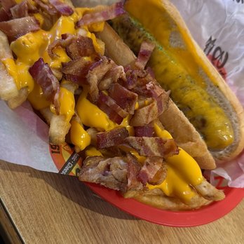 BRAT STOP - Updated February 2025 - 570 Photos & 593 Reviews - 12304 ...