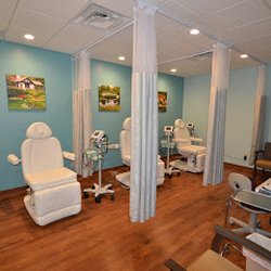 SUNSHEIN PODIATRY ASSOCIATES - 17 Photos - 6474 Centerville Business ...