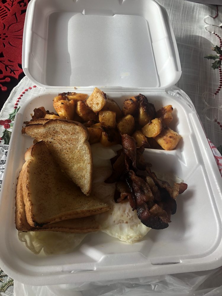 GINA’S RESTAURANT - 32 Photos & 44 Reviews - American (Traditional ...