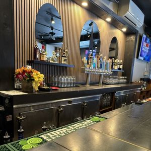 BACK NINE INDOOR GOLF LOUNGE - Updated April 2025 - 14 Photos - 1205 ...