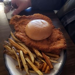 TOP FUEL SALOON - Updated May 2024 - 52 Photos & 38 Reviews - 275 S ...