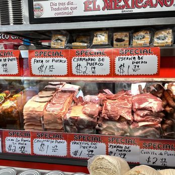 LA BODEGA MARKET - Updated June 2024 - 74 Photos & 126 Reviews - 259 S ...