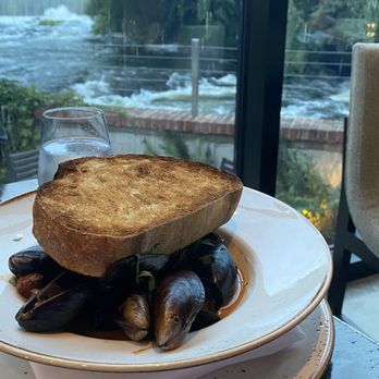 THE ROUNDHOUSE - 500 Photos & 526 Reviews - 2 E Main St, Beacon, New ...