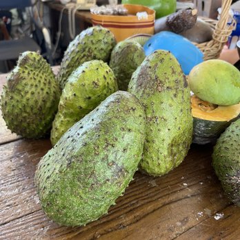 LOS PINARENOS FRUTERIA - Updated October 2025 - 247 Photos & 102 ...