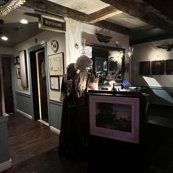 THE ‘76 HOUSE - Updated December 2025 - 586 Photos & 450 Reviews - 110 ...