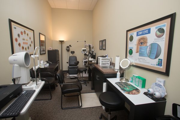 OPTIQUE - Updated May 2025 - 20 Photos & 108 Reviews - 3636 Mckinney ...