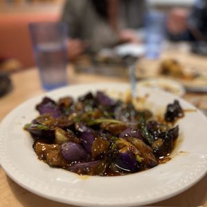 PETER CHANG MCLEAN - Updated February 2025 - 139 Photos & 76 Reviews ...