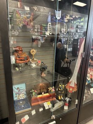 GAMESTOP - Updated December 2025 - 42 Photos & 44 Reviews - 32 E 14th ...