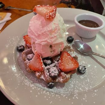 BXL CAFE - Updated July 2025 - 276 Photos & 570 Reviews - 125 W 43rd St ...