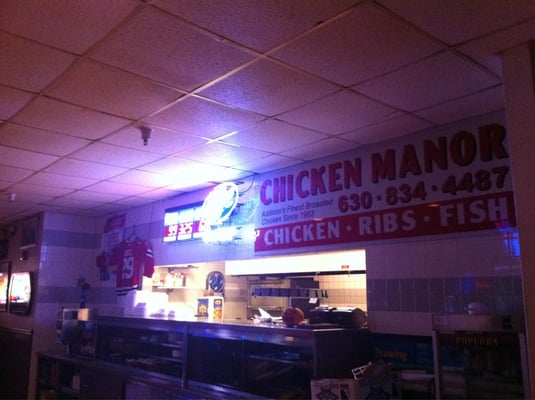 CHICKEN MANOR - Updated December 2025 - 11 Photos - 437 S Addison Rd ...