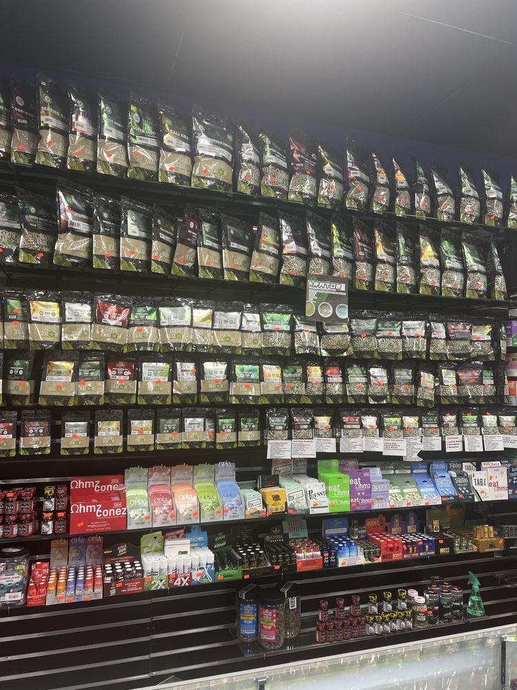 ZAZA SMOKE SHOP - Updated June 2026 - 26 Photos - 5413 S 96th St, Omaha ...