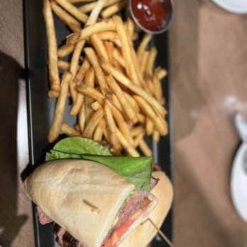 TRIPLE GEORGE GRILL - Updated August 2025 - 2150 Photos & 1712 Reviews ...