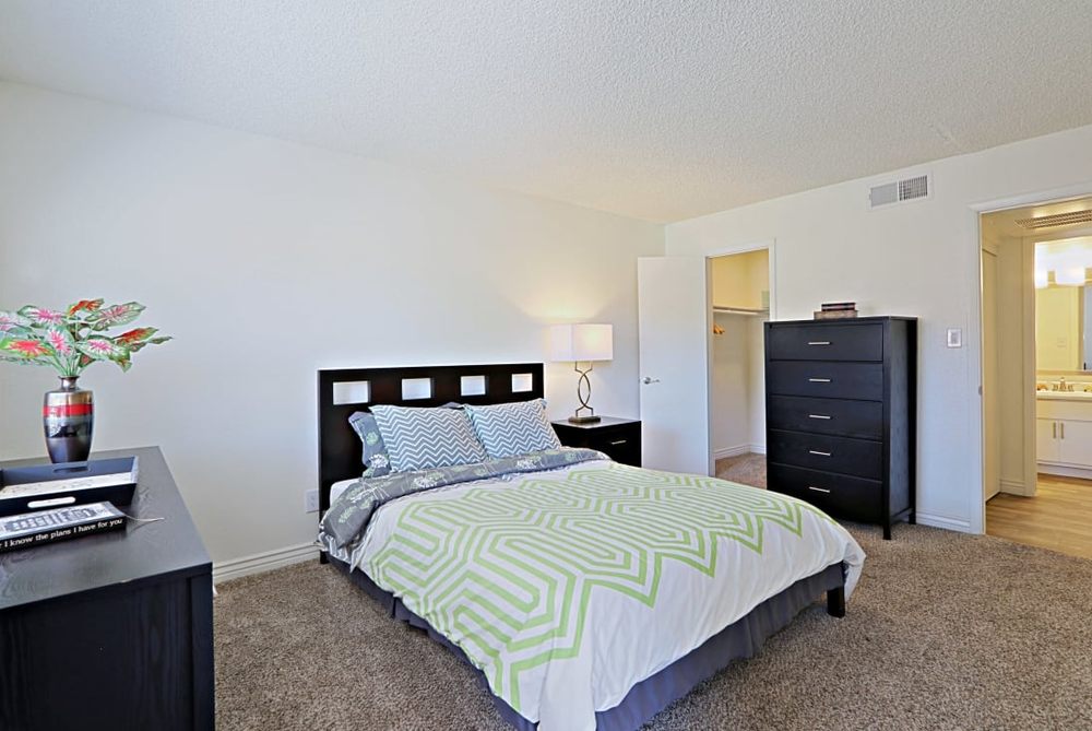 SPRING MEADOW APARTMENTS - Updated December 2025 - 22 Photos & 21 ...