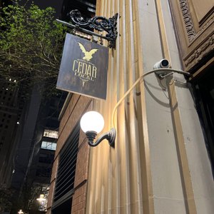 CEDAR LOCAL - 231 Photos & 167 Reviews - 25 Cedar St, New York, New ...