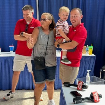 WDRB TV FOX 41 - Updated November 2025 - 17 Photos - 624 W Muhammad Ali ...