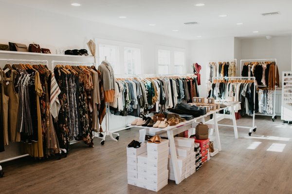 MOMNI BOUTIQUE & ALTERATIONS - Updated June 2025 - 29 Photos & 35 ...