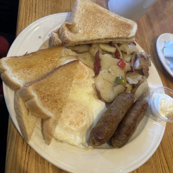 RIPS COUNTRY INN - Updated October 2024 - 319 Photos & 362 Reviews ...