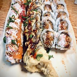 SUSHI PIER - Updated May 2024 - 1576 Photos & 1133 Reviews - 1290 E ...