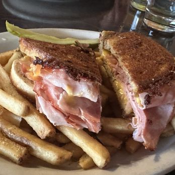 LEBRO’S RESTAURANT - Updated January 2026 - 138 Photos & 203 Reviews ...