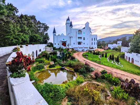 UHUBURG EAGLE OWL CASTLE - 571 Ridge Rd, Helen, Georgia - Venues ...