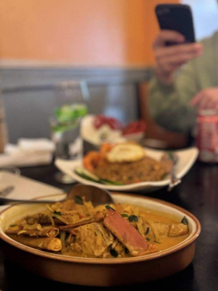 SIGIRI - Updated December 2025 - 628 Photos & 700 Reviews - 91 1st Ave ...