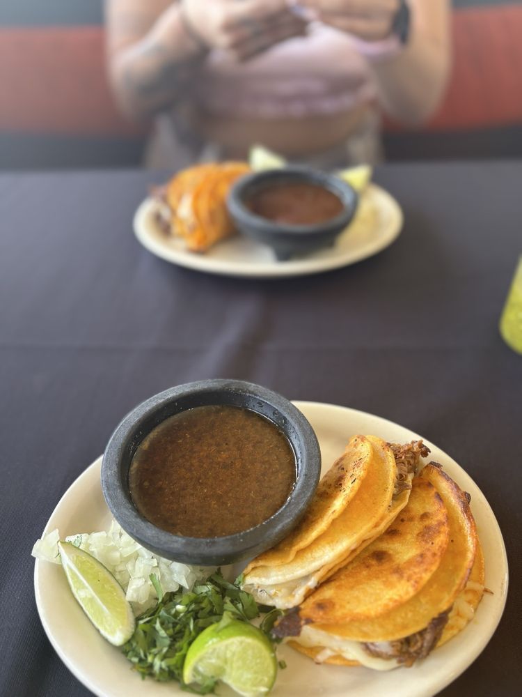 TACO MASTER - Updated October 2025 - 21 Photos & 19 Reviews - 7057 ...