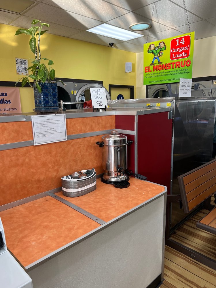 CROWN LAUNDRY - Updated January 2026 - 68 Photos & 12 Reviews - 310 ...