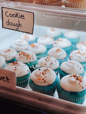 LITTLE CUPCAKE BAKESHOP - 1537 Photos & 1055 Reviews - Bakeries - 30 ...