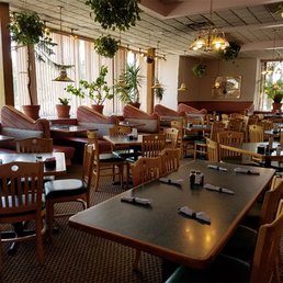 FAMILY TABLE RESTAURANT - Updated October 2025 - 103 Photos & 70 ...