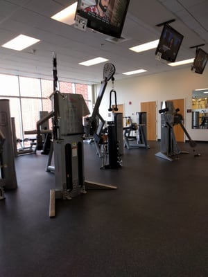 SKYLINE FITNESS CENTER - Updated September 2025 - 10 Photos - 4651 ...
